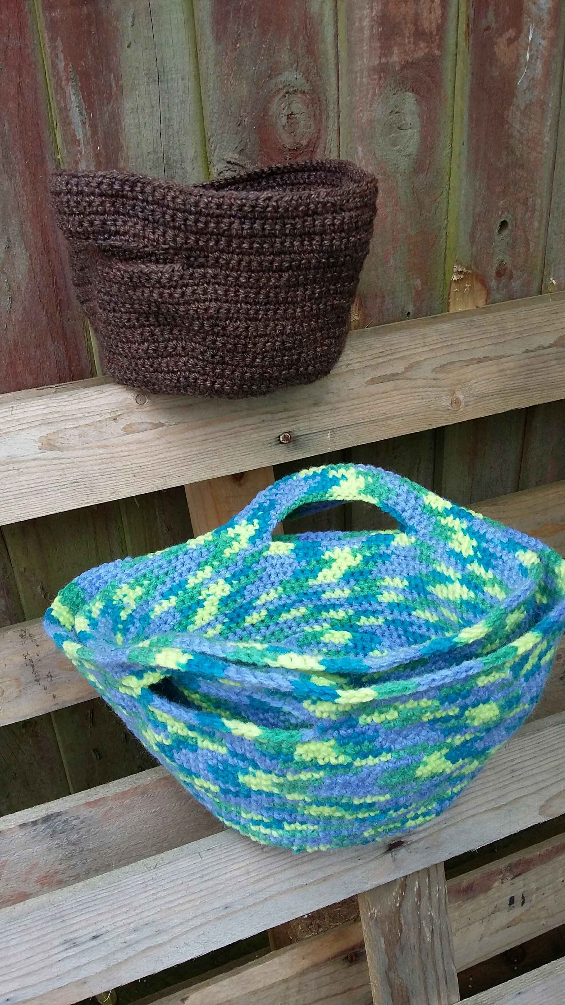 WOOL THERAPY – WOOLLY WEDNESDAY